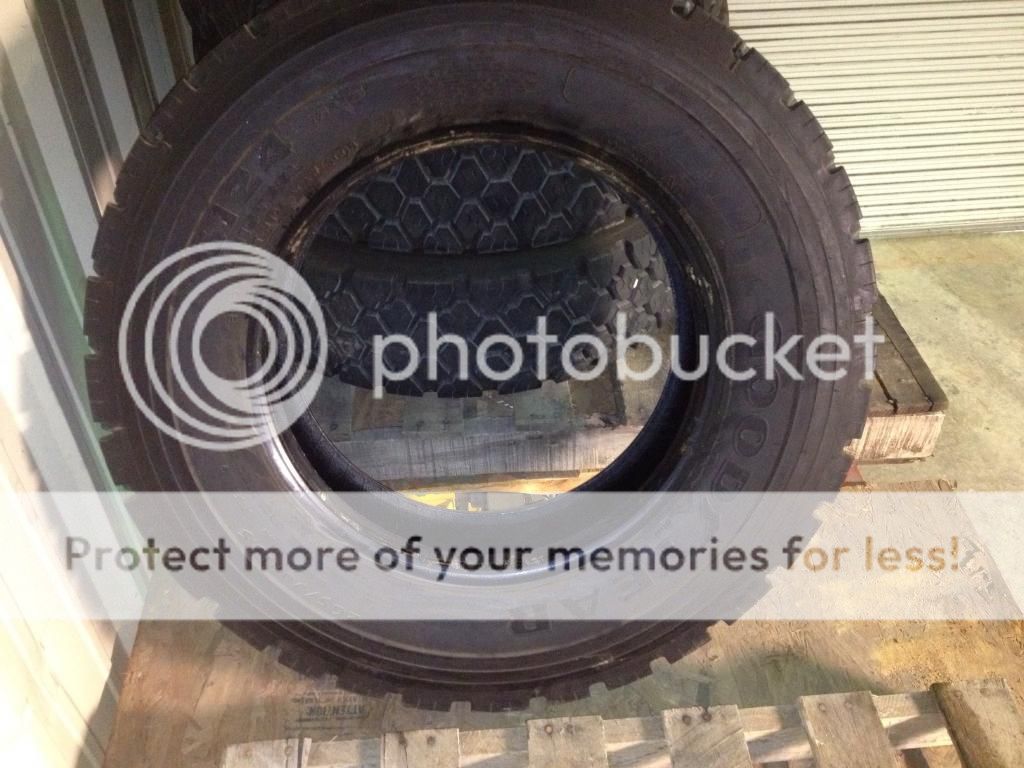 GOODYEAR G124 265/70/19.5 Almost New | Pirate 4x4