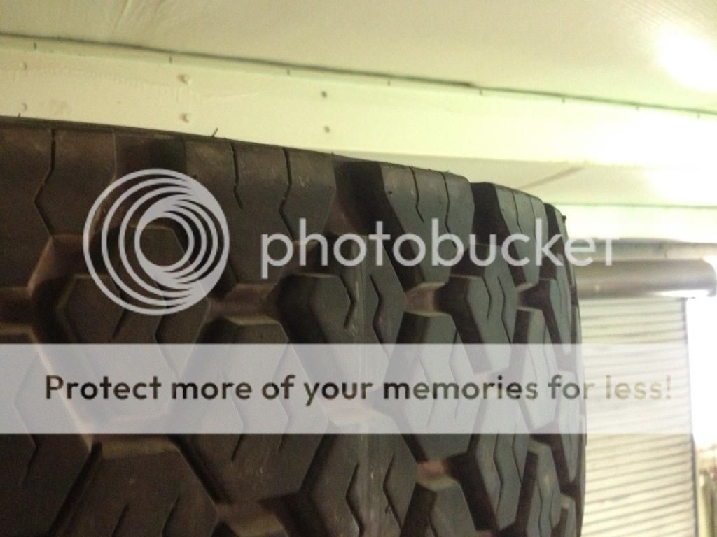 GOODYEAR G124 265/70/19.5 Almost New | Pirate 4x4