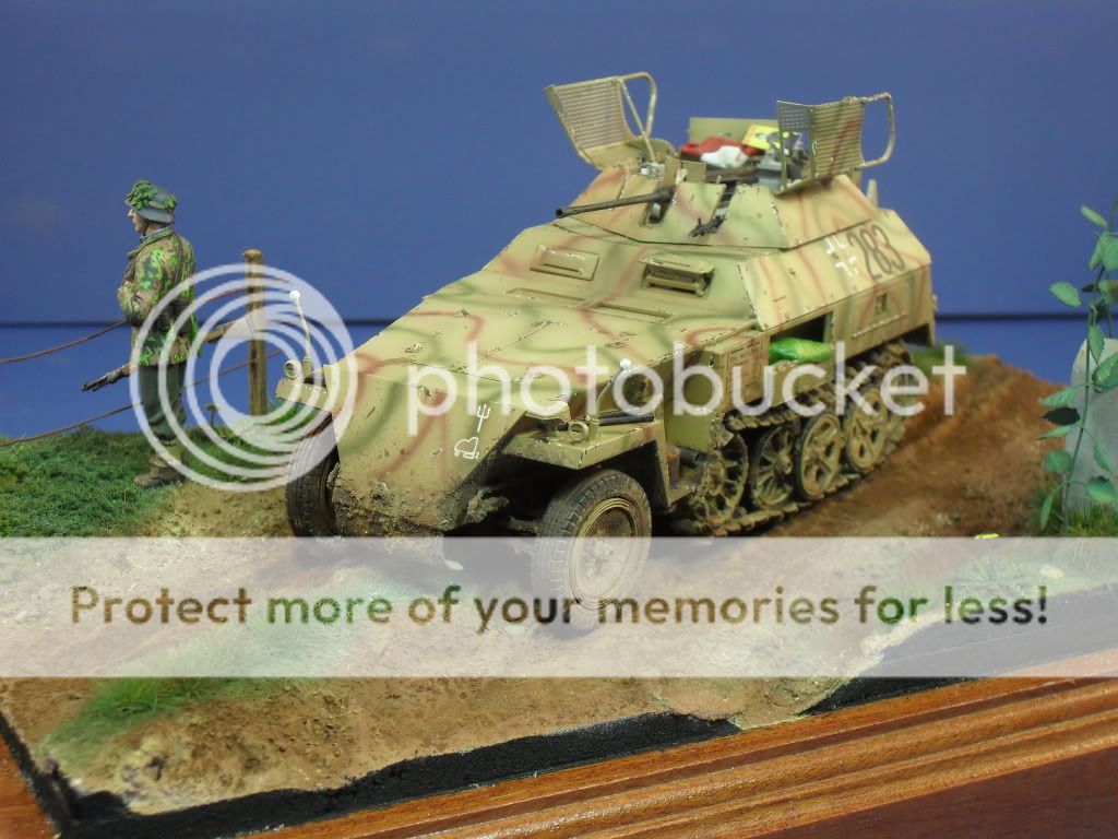 Dragon 1/35 Sd.Kfz.250/9 Neu 2cm Reconnaissance - Ready for Inspection ...